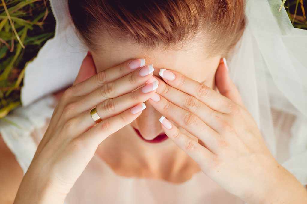 9 Great Ways to Manage Wedding Stress - HitchSwitch Blog